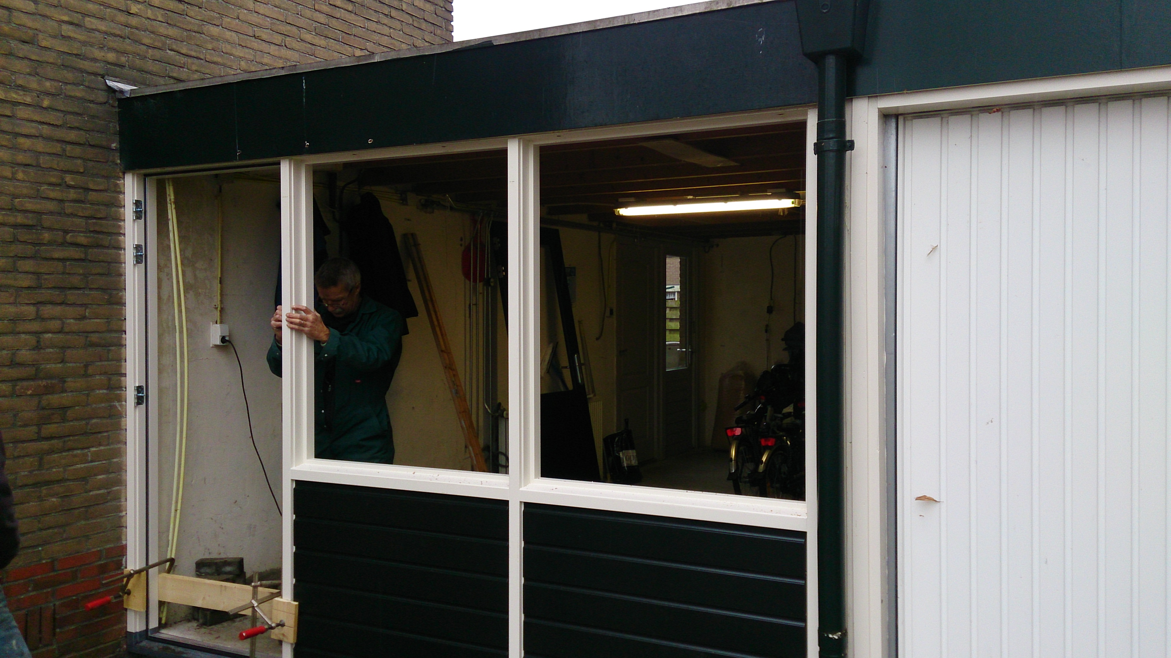 Kozijnen plaatsen – De Vries Bouwservice